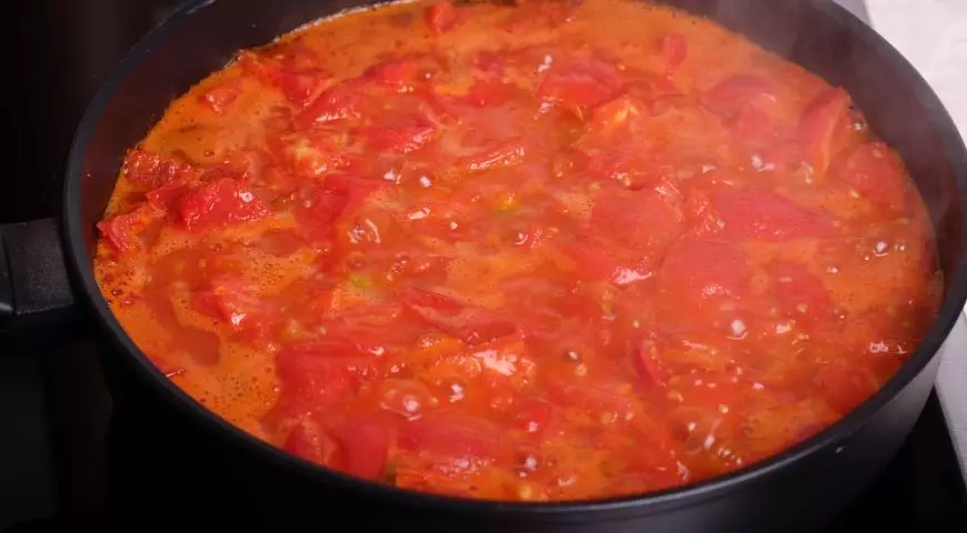 Përgatitja e salcës së domates