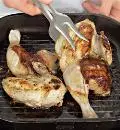 Stock Foto Kuhanje Recipe: Piščanci na čevljarju, sirska posoda, Korak številka 5