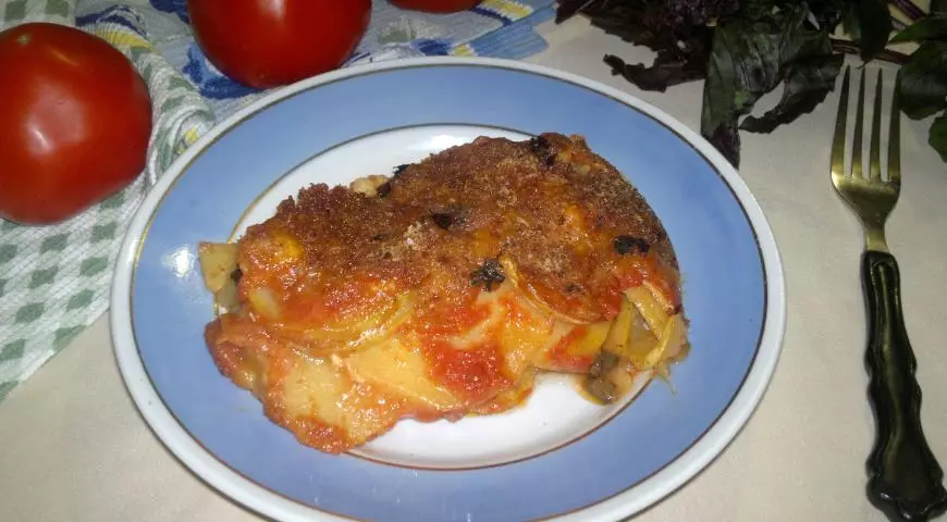 Thialla - casserole of litapole, zucchini le tamati