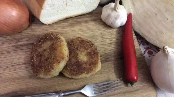 Cabbage Cutlets, stapsgewijs recept met foto's