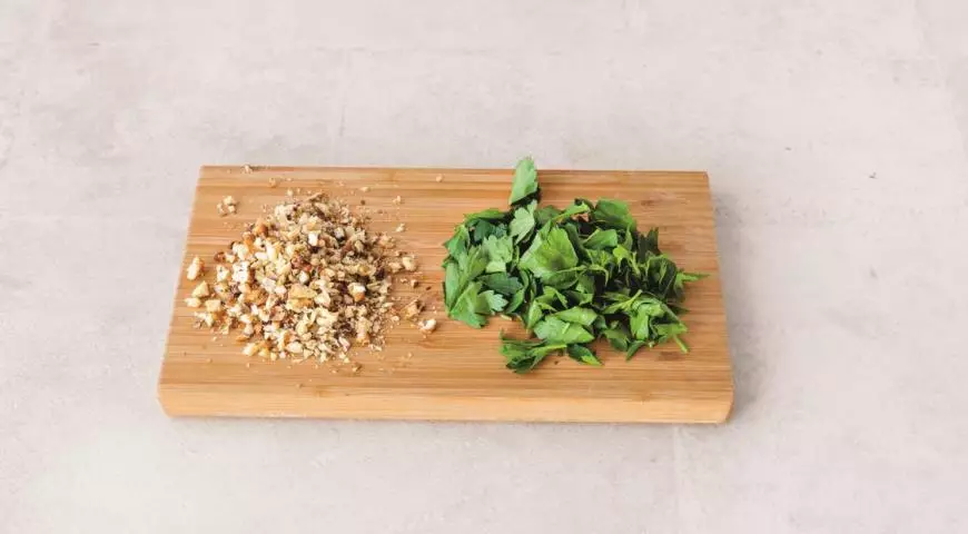 Stock foto madlavning opskrift: salat af en fisse med grønne ærter, trin nummer 3