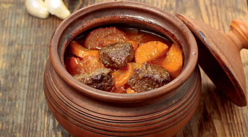 Goulash dina pot