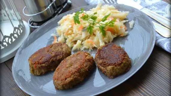 Lentiese cutlette, stap-vir-stap resep met foto's