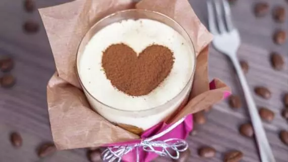 Tiramisú con Marsala, receta paso a paso con fotos.