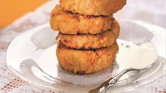 Karọt apụl cutlets, usoro nzọụkwụ nzọụkwụ na foto