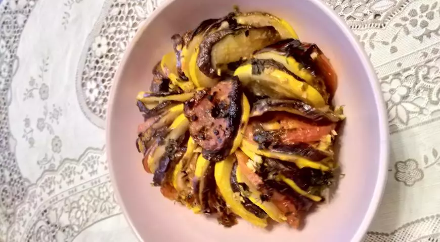 Opskrift Ratato fra Aubergine and Zucchini