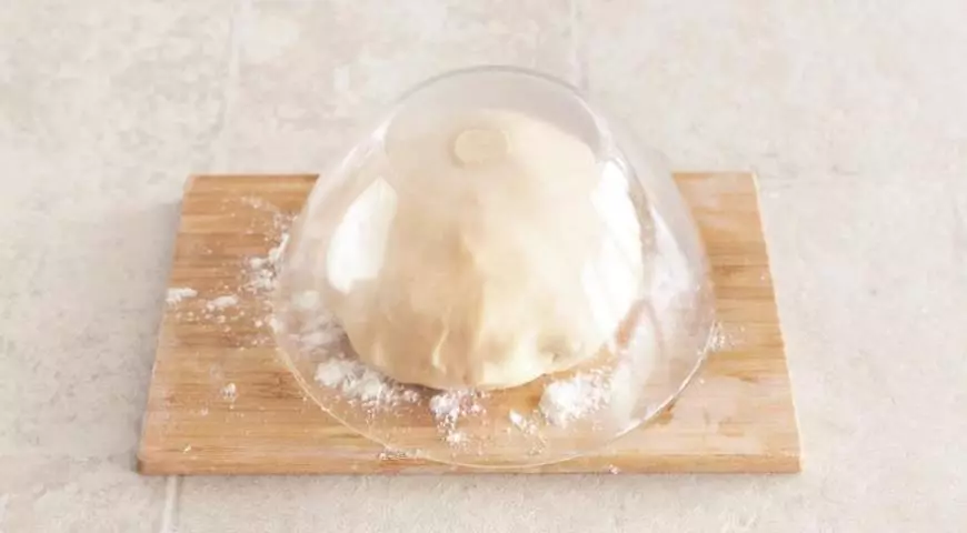 Stock Foto Cooking recipe: dumplings on kefir dough with beef and mushrooms, step number 2