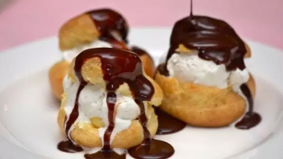 Mamina Christmas Profiteroli, Schritt-für-Schritt-Rezept mit Fotos