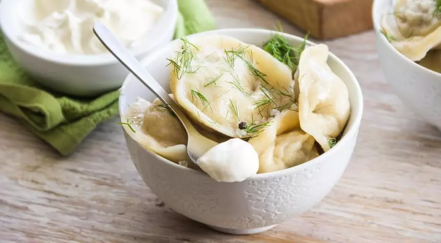 Pelmeni nötkött och fläsk