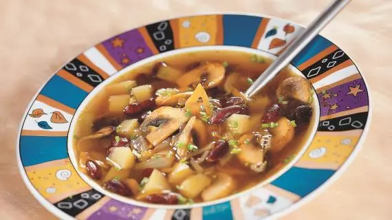 Sop Mushroom Salonka, Stap-vir-stap resep met foto's