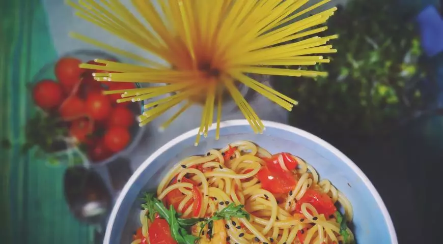 Pasta s krevetami, krok za krokem recept s fotografiemi