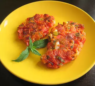 தக்காளி இருந்து cutlets.