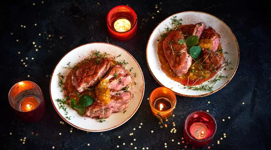 Poitrines de canard en sauce orange, recette pas à pas avec photos