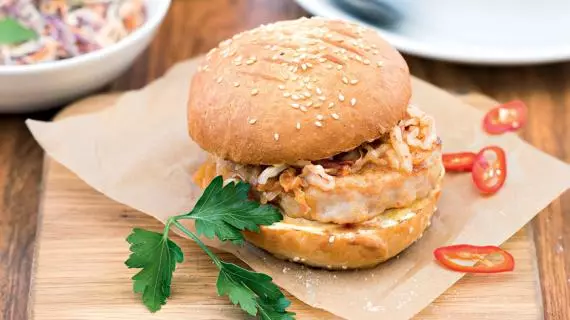 Burger asiatique, recette étape par étape avec photos