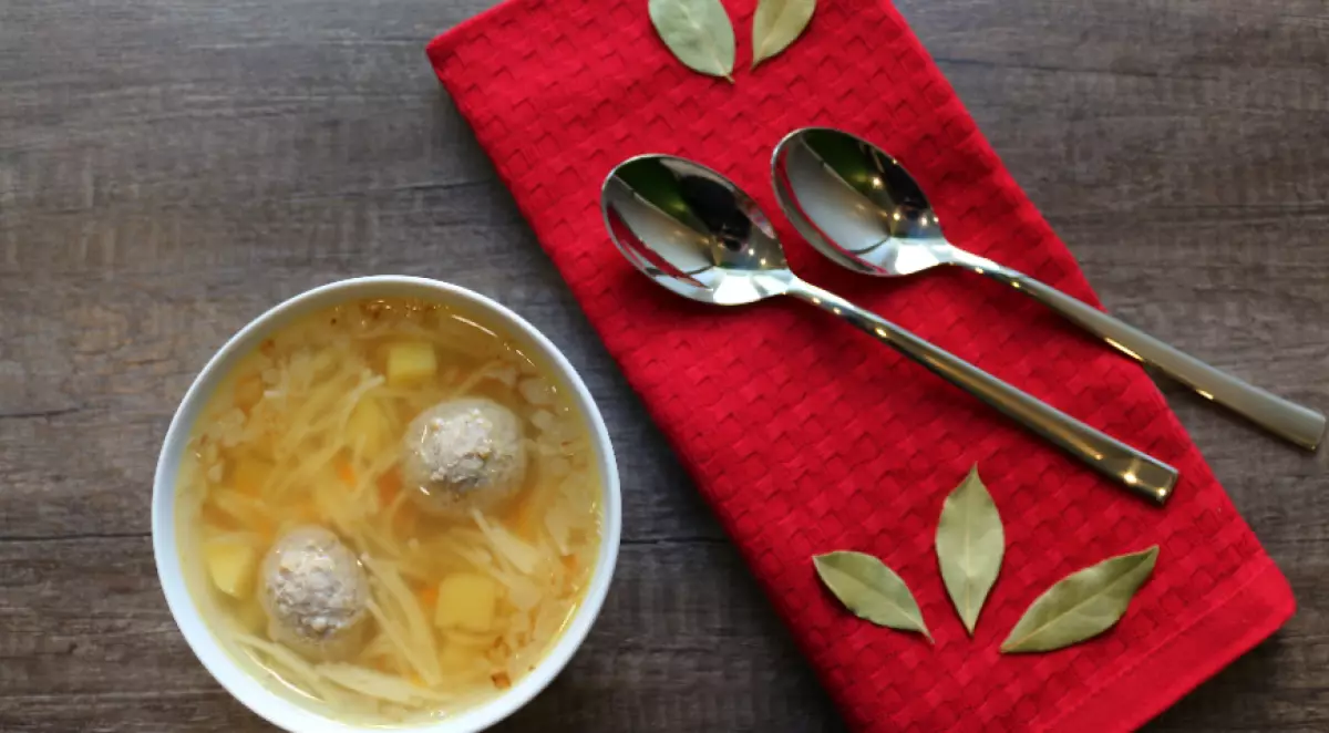 Suppe med kjøttboller, trinnvis oppskrift med bilder