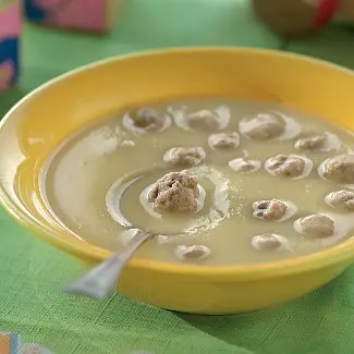 Sopa de patata amb mandonguilles, recepta pas a pas amb fotos