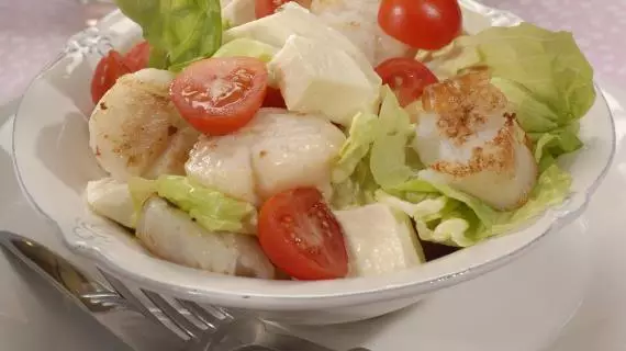 Salade mei marine scallops, stap-by-stap resept mei foto's