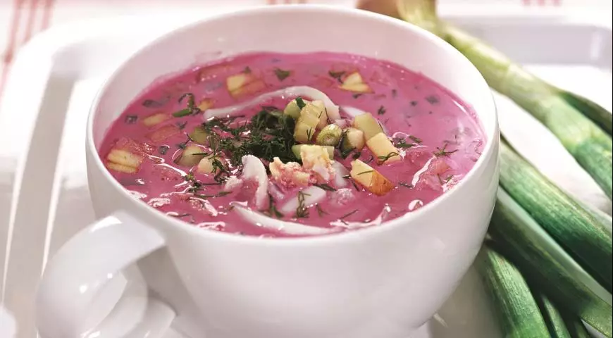 Squid ilə soyuq borsch, fotolarla addım-addım resept