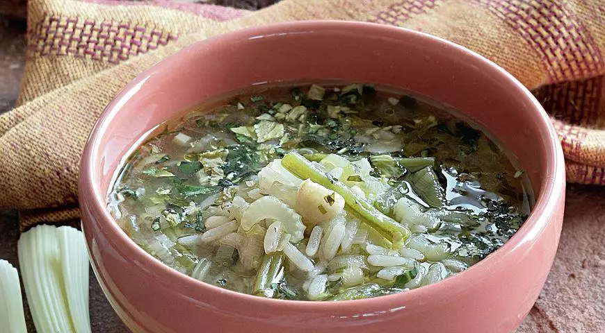 Green bean soup, step-by-step recipe na may mga larawan