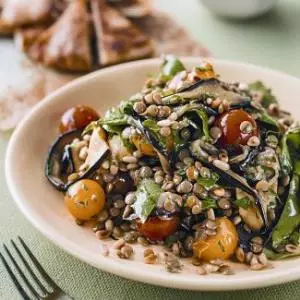 Salad Terong lan Lentil, resep langkah-langkah kanthi foto