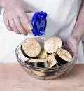Фото приготовления рецепта: Баклажаны с гранатовым соусом, шаг №1