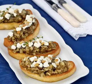 Eggplants এবং feta সঙ্গে Broucketta, ছবি সঙ্গে ধাপে ধাপে রেসিপি