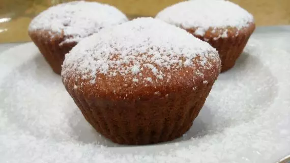 Lahodné medové muffiny, krok za krokom recept s fotografiami