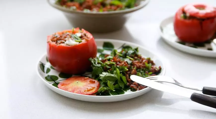 Hoe kinne jo tomaten stopje mei reade rys