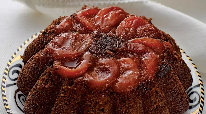 Pudín de albaricoque de chocolate.