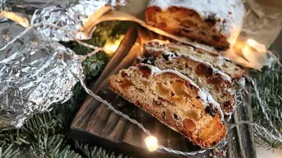 Camera da letto meravigliosa del lievito, ricetta passo-passo con le foto