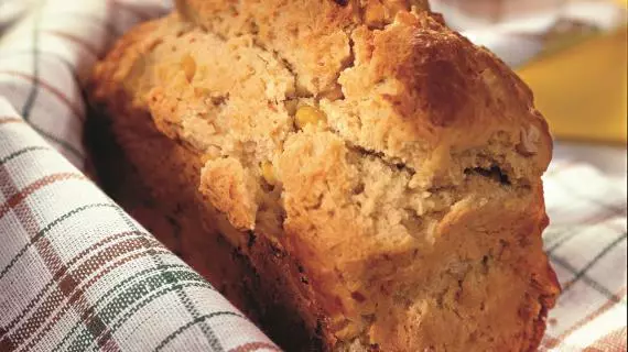 Pane da farina di mais con chili, ricetta passo-passo con le foto