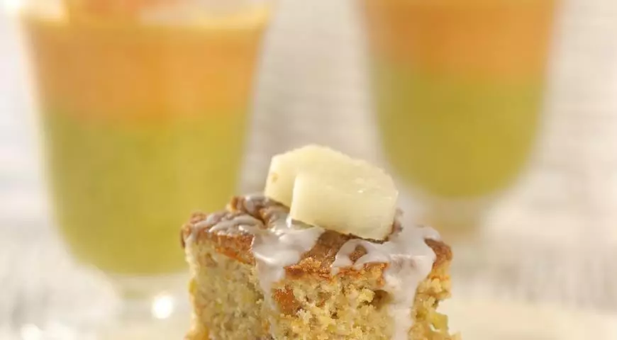 carrot cupcake ກັບ walnuts