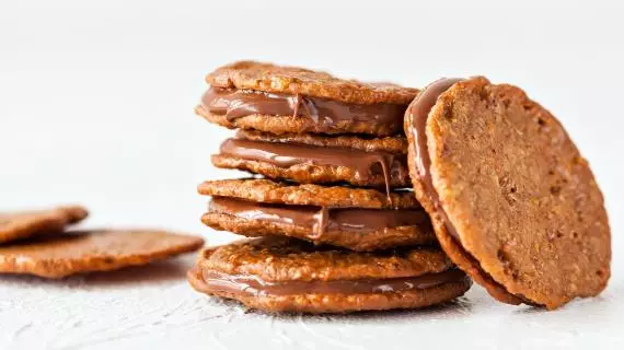 Galletas de améndoas de encaixe, receita paso a paso con fotos