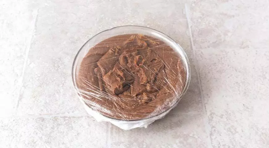 Photo Cooking Recipe: Kamangha-manghang mga cookies ng peanut na may Chocolate Stuffed, Step No. 2