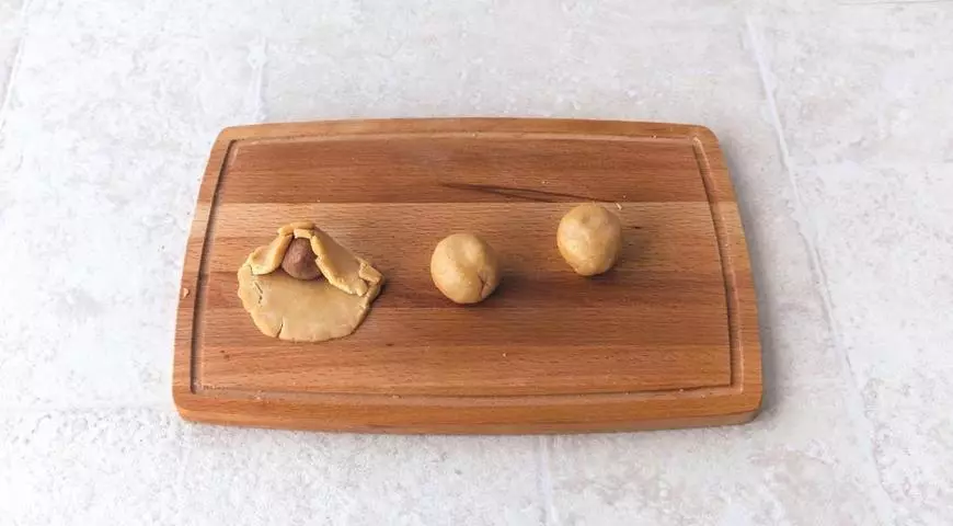 Stockfoto Koken recept: verbazende pinda cookies met chocolade vullen, stap nummer 7