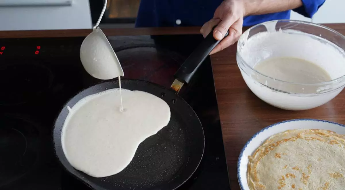 Guriev's pancakes, bake pancakes