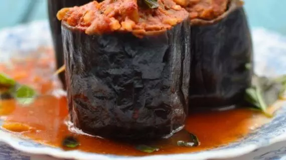 Dolma d'albergínia, recepta pas a pas amb fotos