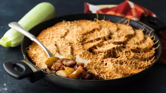 Gâteau italien avec poulet et zucchild, recette pas à pas avec photos