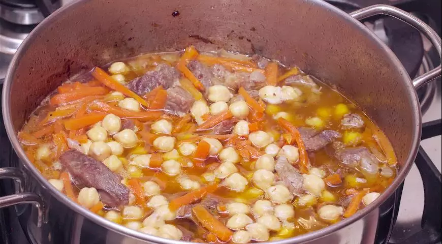 Add Carrot, Nut, Barbaris and Hot Water to Meat