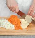 Foto de stock Receta de cocina: Pilaf con lentejas y verduras, paso número 3