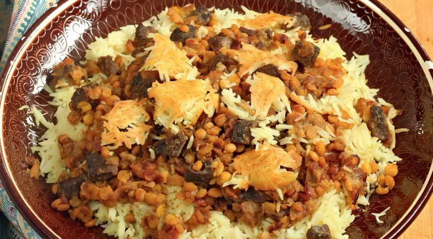 Pilaf با بره و قهوه ای