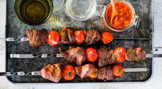 Foto Foto La ricetta della cucina: Kebab di manzo con pomodorini, numero 1