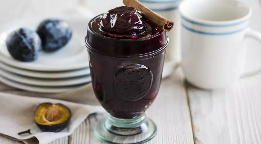 Plum Jam გარეშე თესლი, ნაბიჯ ნაბიჯ რეცეპტი ფოტოები