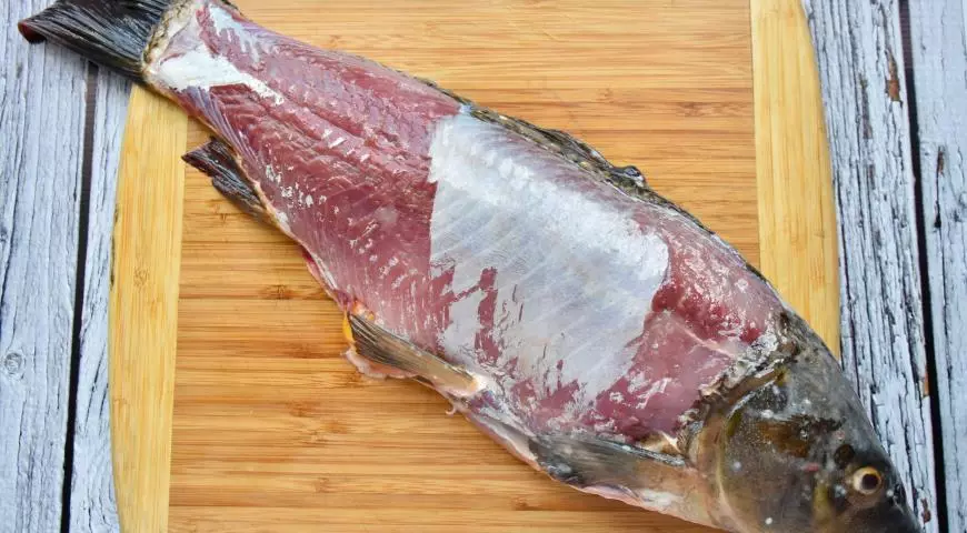 Resep Memasak Foto: Ikan dipanggang dengan kentang, Langkah No. 3