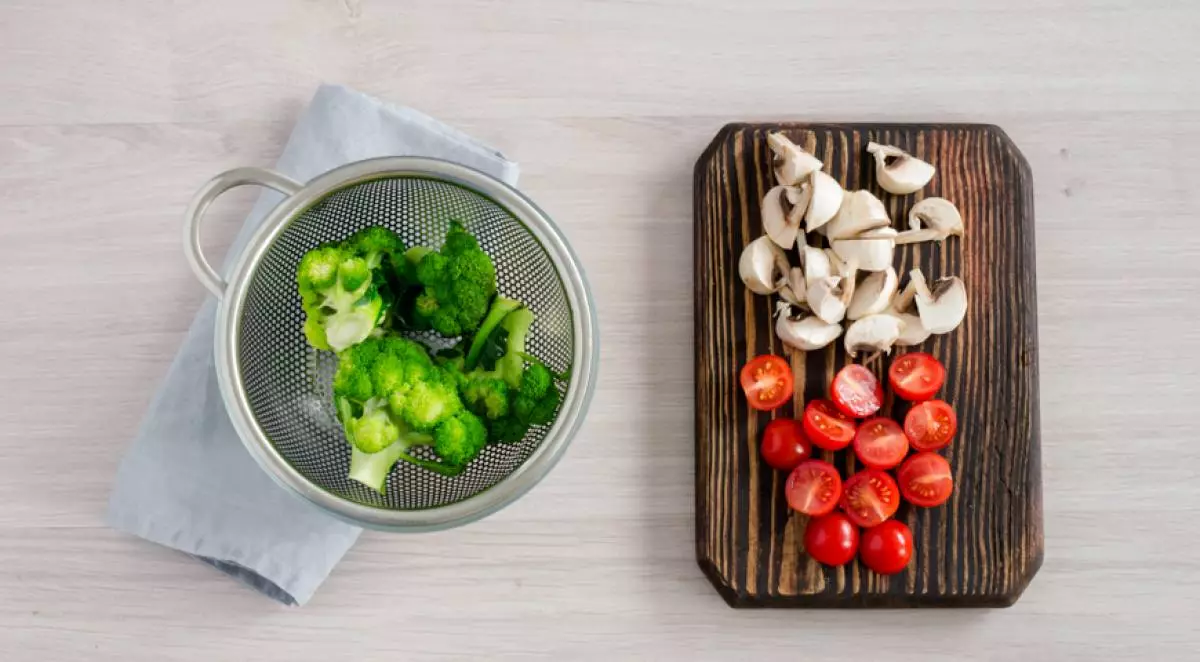 Foto Recetë Gatim: Pizza në Wheat Tortilla Stili aziatik, Hapi nr. 3