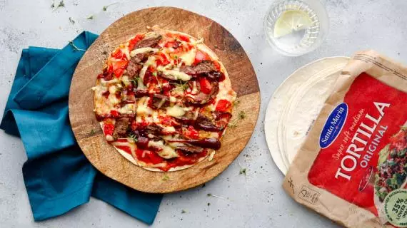 Pizza en estilo de barbacoa de trigo, receita paso a paso con fotos