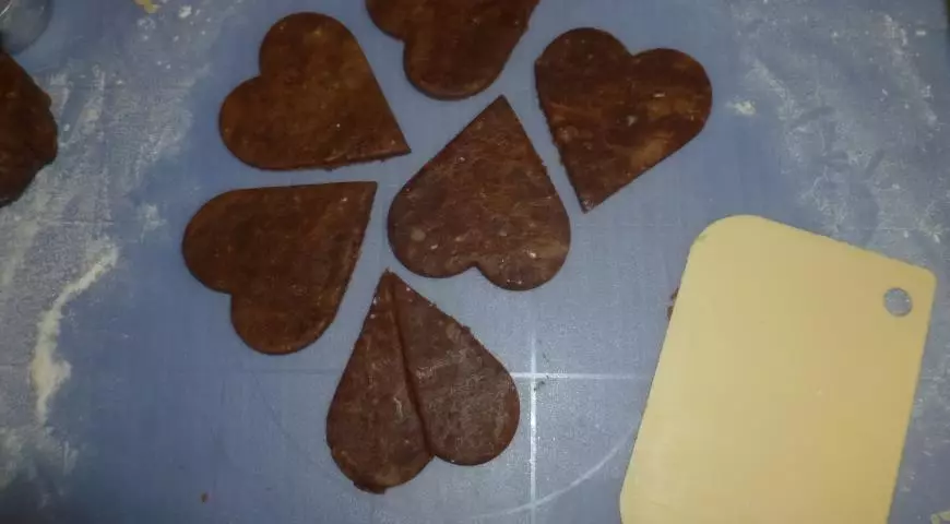 Chocolate Test Izinhliziyo Cut