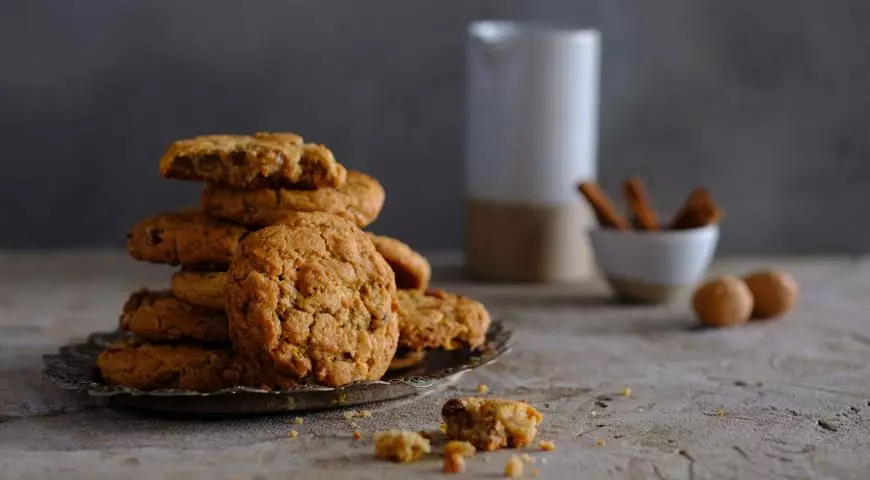 Cookies amerikane me arra dhe kanellë, recetë hap pas hapi me foto