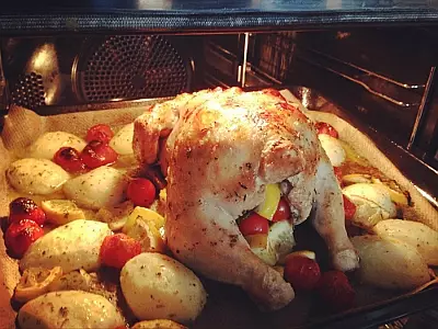 Pollo no forno con patacas