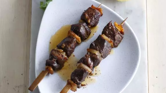 Suvlakia, kebabs từ thịt cừu, công thức từng bước với hình ảnh